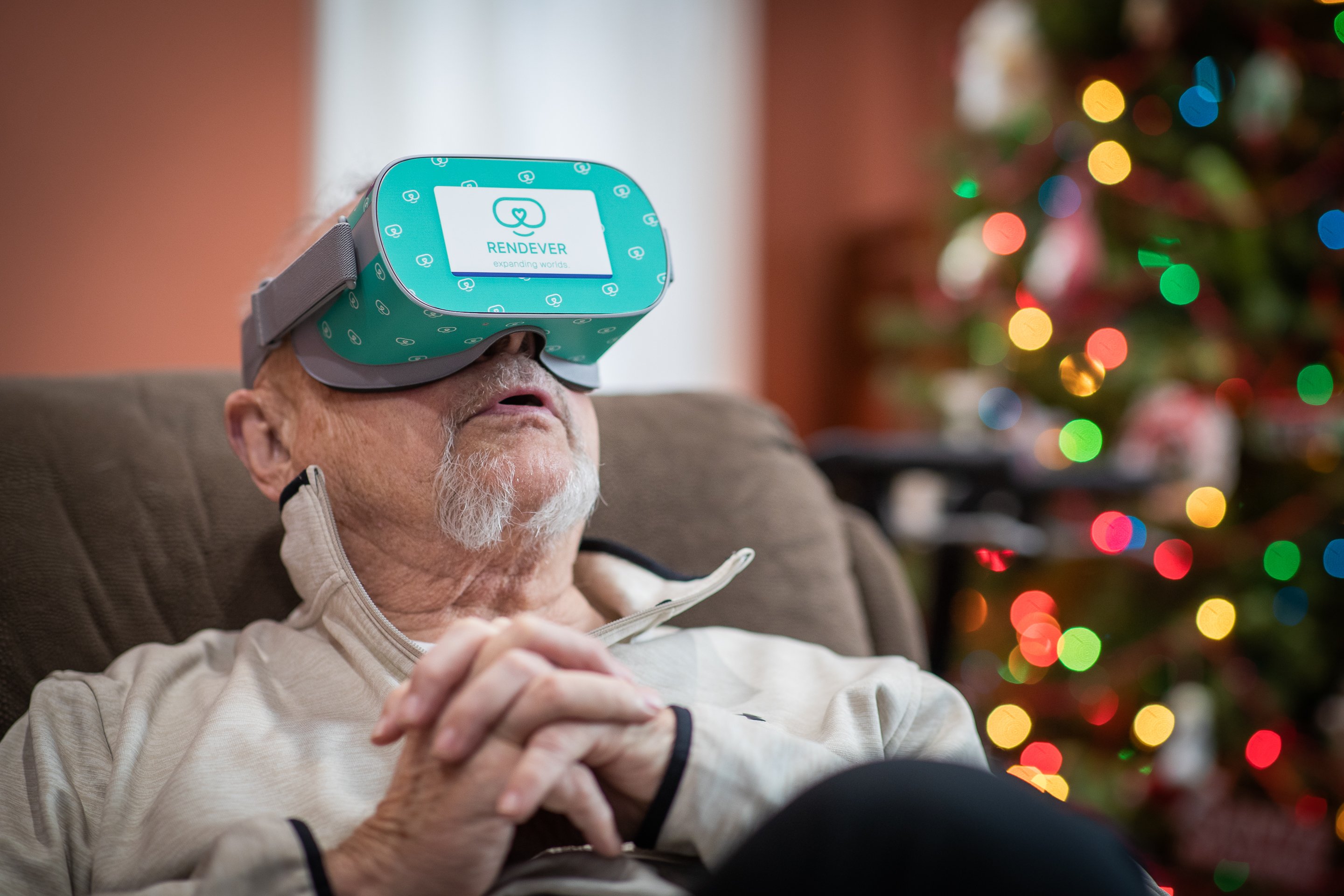Virtual Reality for Seniors | Rendever